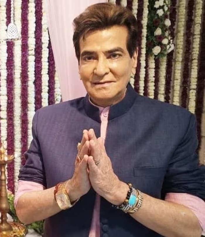 जब जीतेंद्र के दामन में लगा दाग, ममेरी बहन ने सुपरस्टार पर लगाया था ...