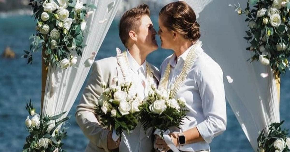 DC की महिला क्रिकेटर ने बेस्ट फ्रेंड को बनाया हमसफर, 3 साल किया इंतजार ...