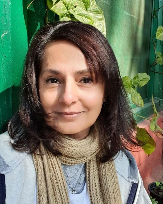 दूरदर्शन के जमाने की दबंग एक्ट्रेस, 55 की उम्र में भी जलवा बरकरार, रॉयल ...