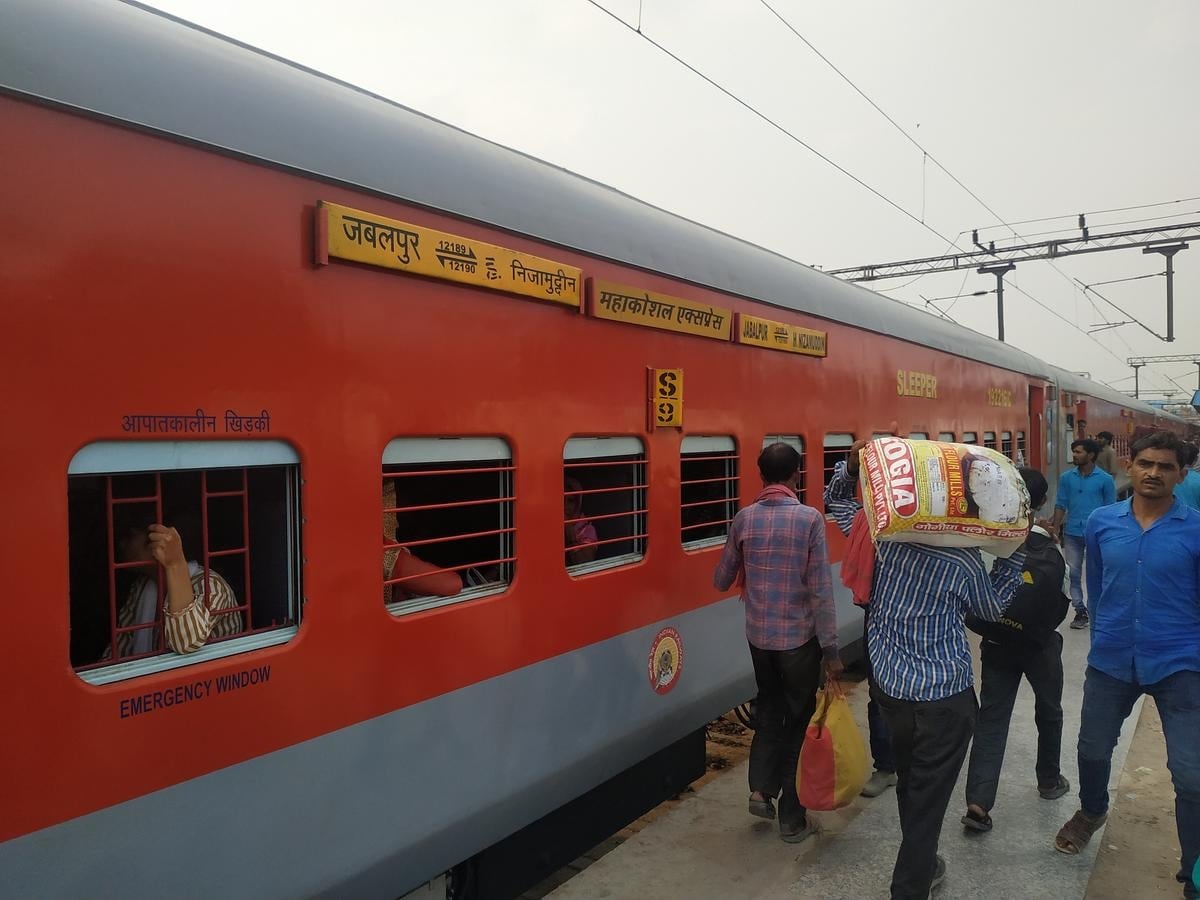 Indian Railways: इस गर्मी में ब्रोकर से ट्रेन टिकट लेने से आपको मिलेगा छुटकारा! रेलवे ने किया ...