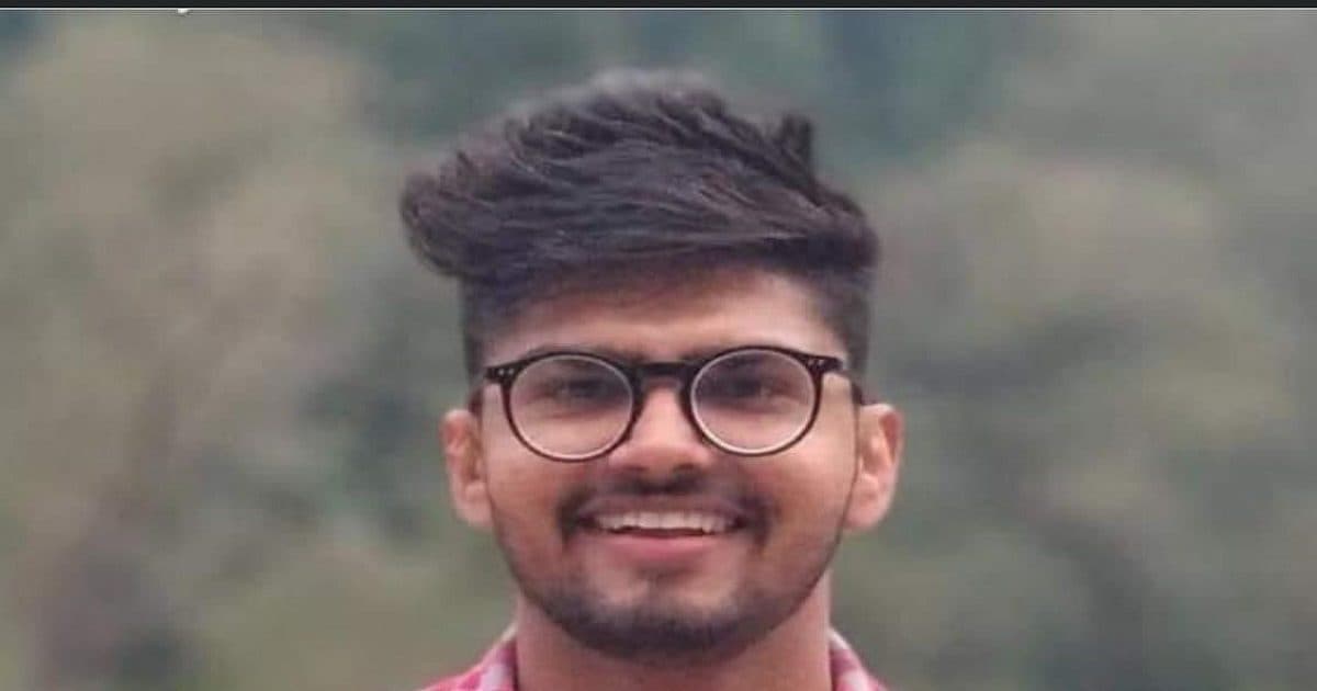 पढ़ाने के लिये किसान पिता ने की मजदूरी, बेटे ने UPSC में सफल हो कर दिया यादगार रिटर्न गिफ्ट ...