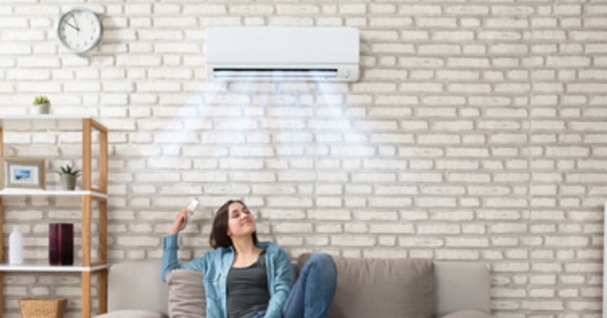 हर वक्त AC में रहने की आदत खतरनाक, सिरदर्द समेत 5 परेशानियों का हो सकते ...