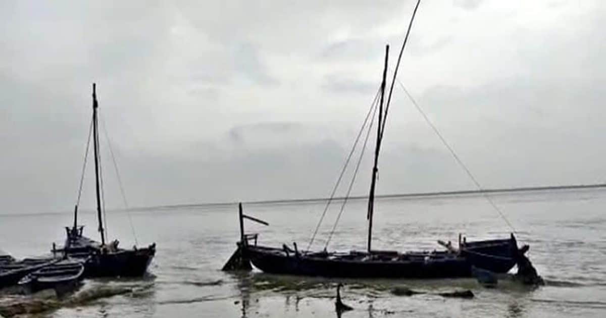 UP Ballia Boat Accident News: Ballia Boat Accident: यूपी में गंगा नदी ...