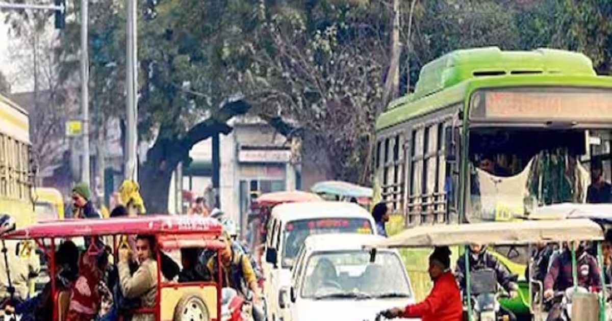 E-Rickshaw in Delhi: दिल्ली में 50, 000 से अधिक ई-रिक्शा चालकों पर अब ...