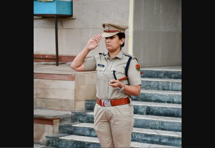 Success Story: किसान की बेटी काफी संघर्षों के बाद बनीं IPS, ट्रेनिंग के ...
