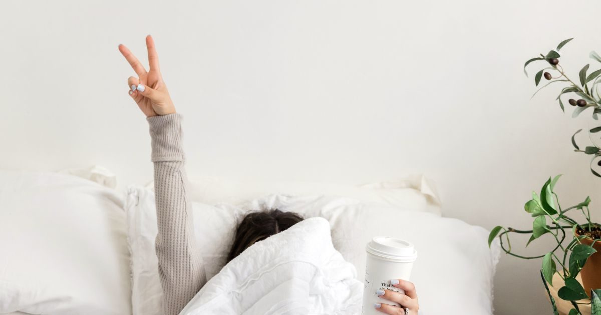 गर्मी की वजह से न आए नींद तो अपनाएं यह तरीका, झट से सो जाएंगे - Sleep ...