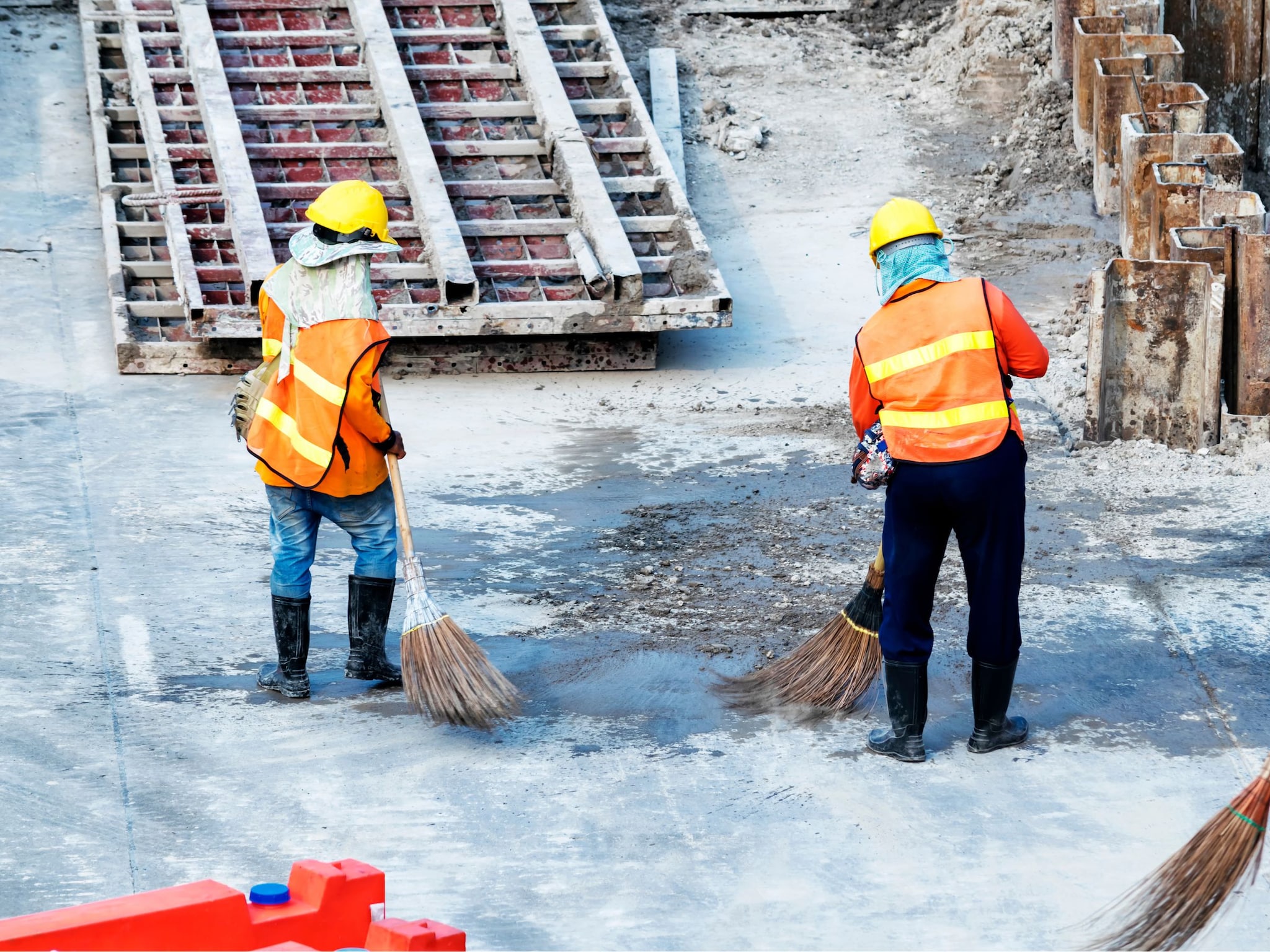 अच्छे-खासे पैकेज वाली नौकरी छोड़कर वेटर क्यों बन रहे इस देश के युवा ...