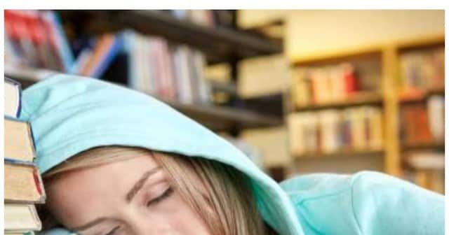 Study Tips: क्या आपको भी पढ़ाई करते हुए नींद आती है? किताबें उठाने से ...