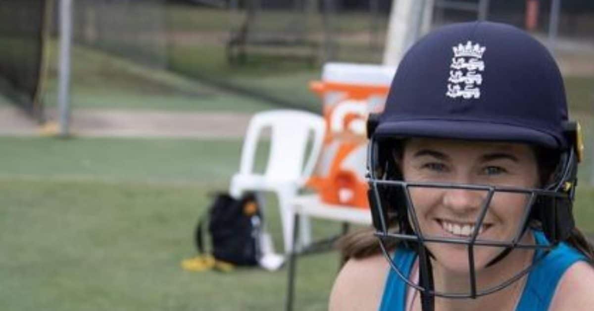 एशेज में महिला क्रिकेटर का धमाल, इंग्लैंड की बैटर ने 88 साल पुराना ...