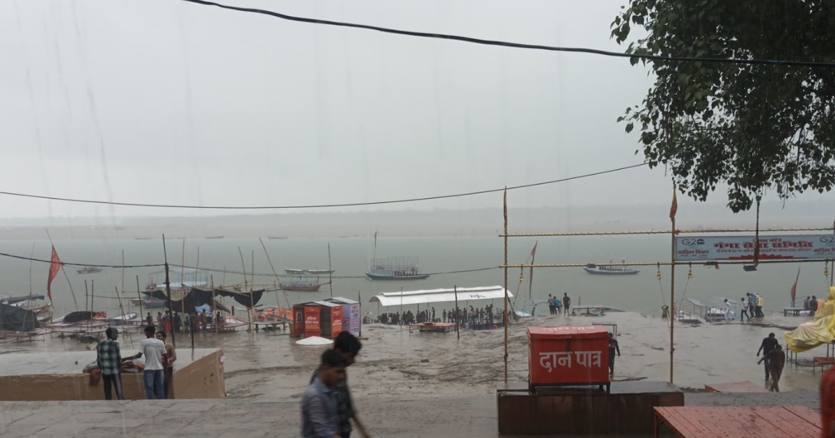 Varanasi Weather Update: बनारस में अभी और बरसेंगे काले बादल! मौसम विभाग ...