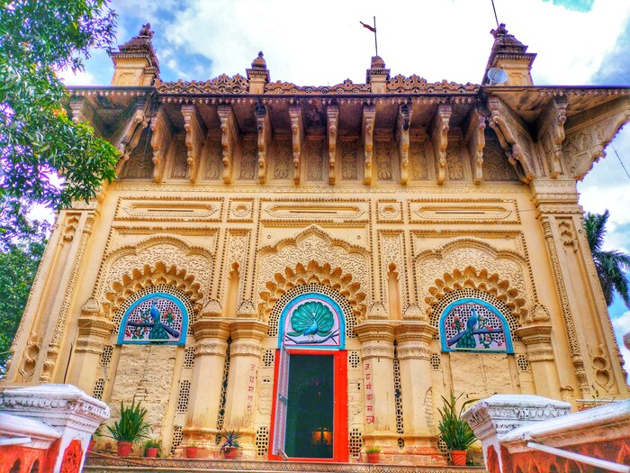 Madhubani News : इस मंदिर की सुंदरता देख लोग हो जाते हैं हैरान, SSB के ...