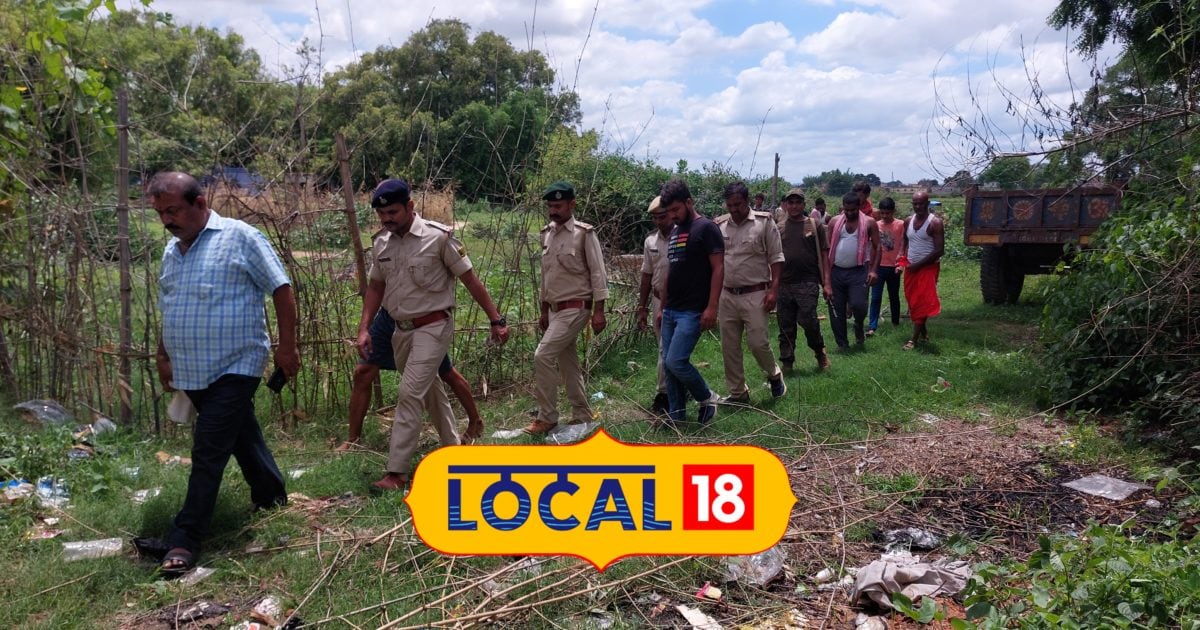खतरा! बिहार के इस गांव में घूमता दिखा बाघ तो मचा हाहाकार, लोगों ने बुला ...