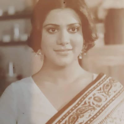 asha sachdev biography