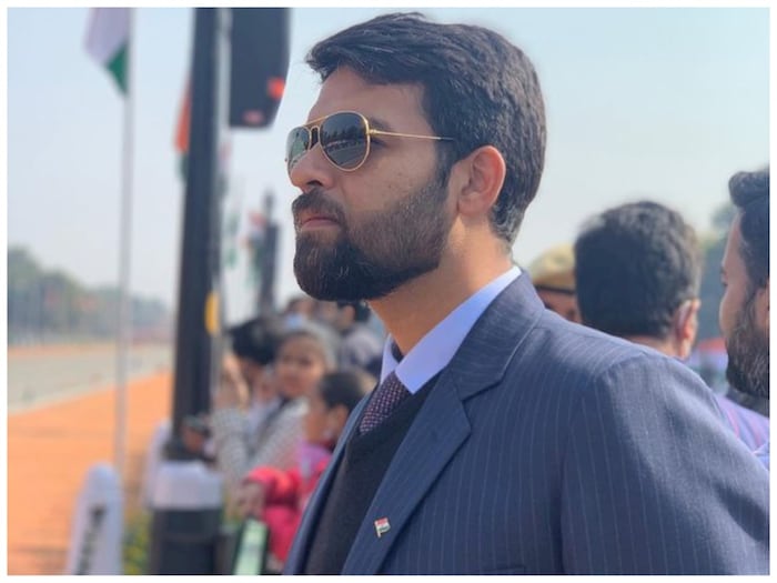 IAS Success Story: बीटेक, एमबीए, 7 साल कॉरपोरेट नौकरी, घर में कैद होकर ...