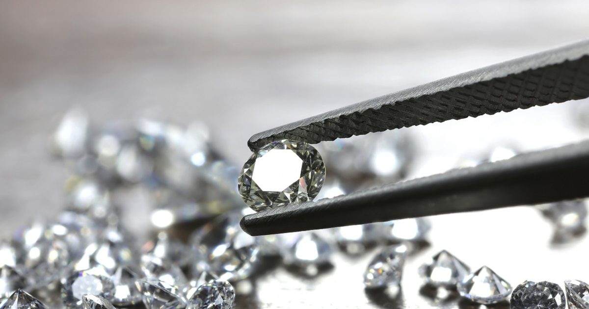 How diamonds reach the Earth surface mystery finally solved - पृथ्वी की ...