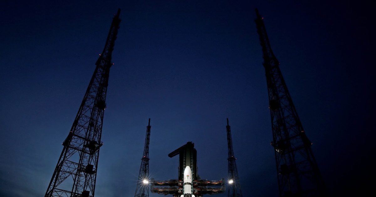 Chandrayaan 3 Launch Live Streaming: चांद पर उतरने को ISRO तैयार, कब ... Chandrayaan 3 Launch Live Streaming: चांद पर उतरने को ISRO तैयार, कब ...