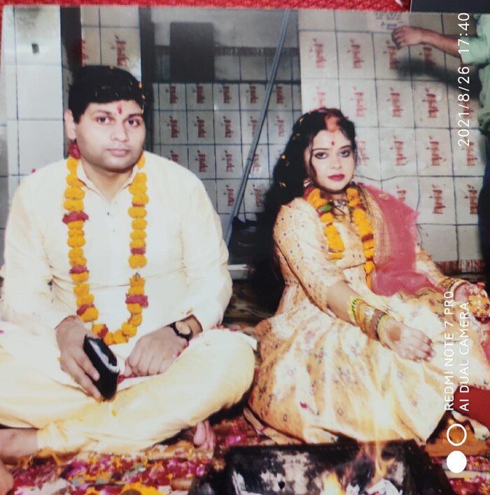 Viral News: SDM ज्योति मौर्या विवाद के बीच कमांडेंट मनीष दुबे की शादी ...