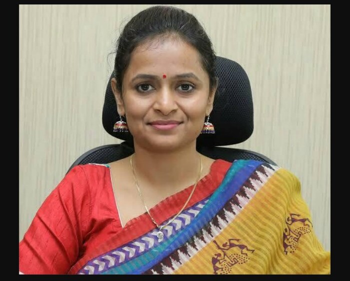 IAS Story: कौन हैं IAS रानू साहू? ईडी ने जिन्हें किया गिरफ्तार, डीएसपी ...