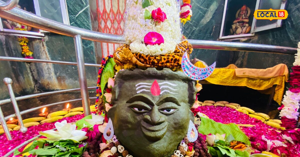 दिनभर में 4 आरती...बेहद खास होता है बुद्धेश्वर महादेव का भव्य श्रृंगार ...