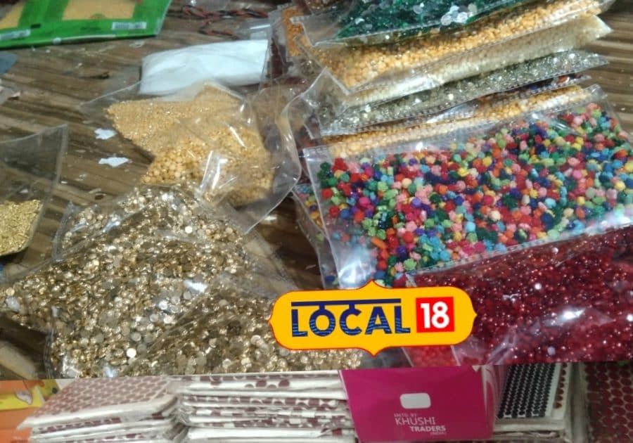 बिंदी के लिए फेमस है बलिया का यह क्षेत्र, लोगों के रोजगार का है साधन ...