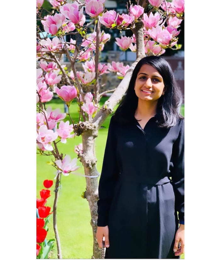 IAS Inspiring Story: खोई सुनने की क्षमता, फिर भी पाई यूपीएससी परीक्षा ...