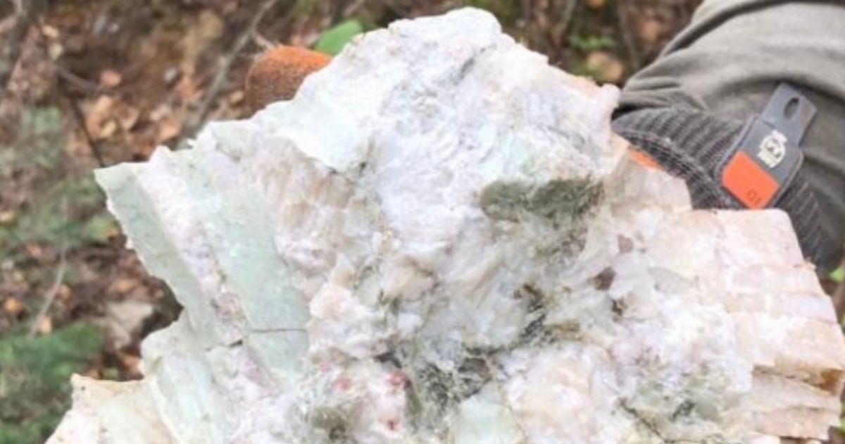 यहां सफेद सोने का भंडार हड़पने की हो रही साजिश लेकिन घेरकर बैठे गांववाले Lithium Triangle