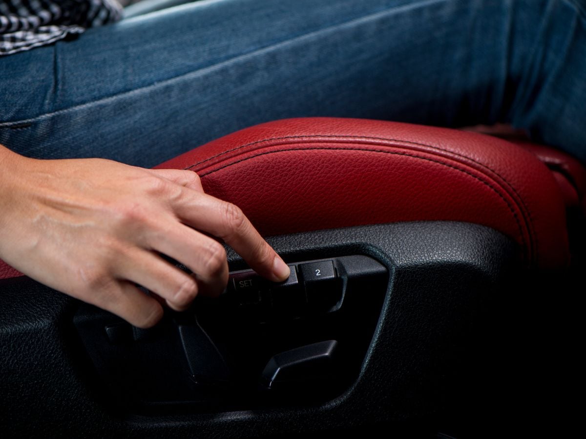 What is car memory seat and how it works and how to adjust seat using ...