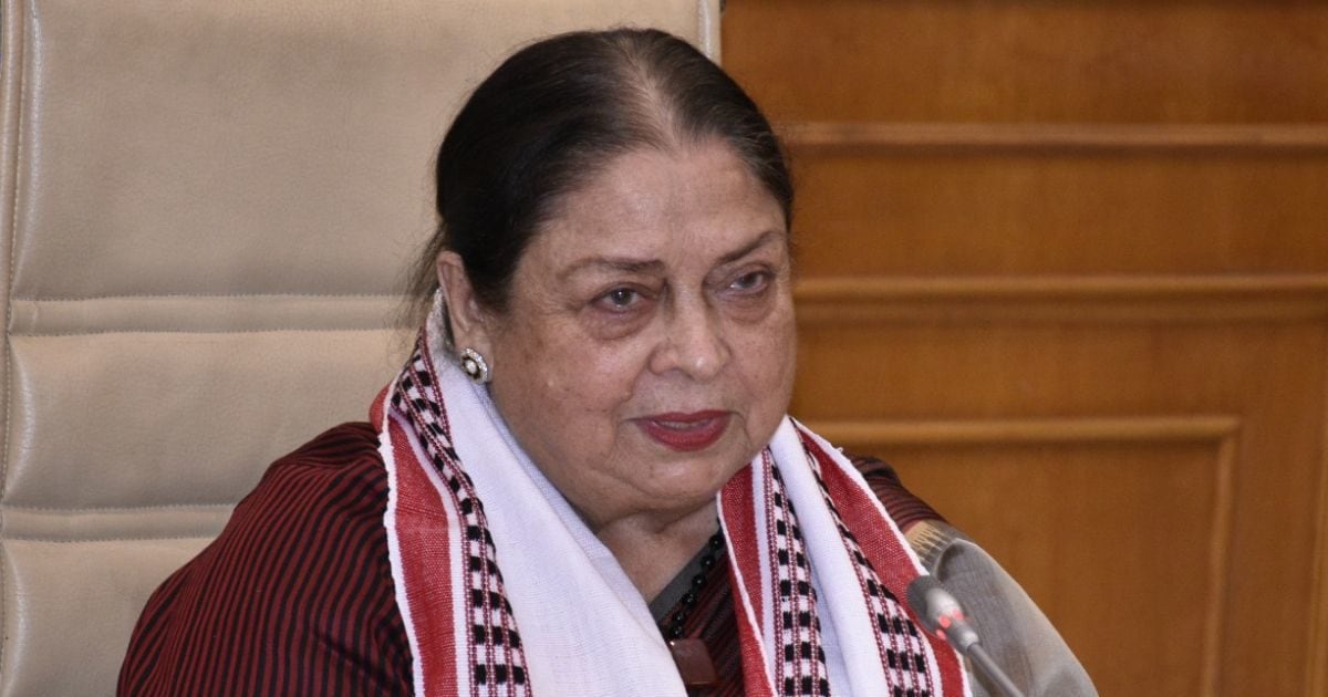 स्त्री-विमर्श आम जीवन में प्रैक्टिकल नहीं है, इसके नाम पर स्त्रियों में ...