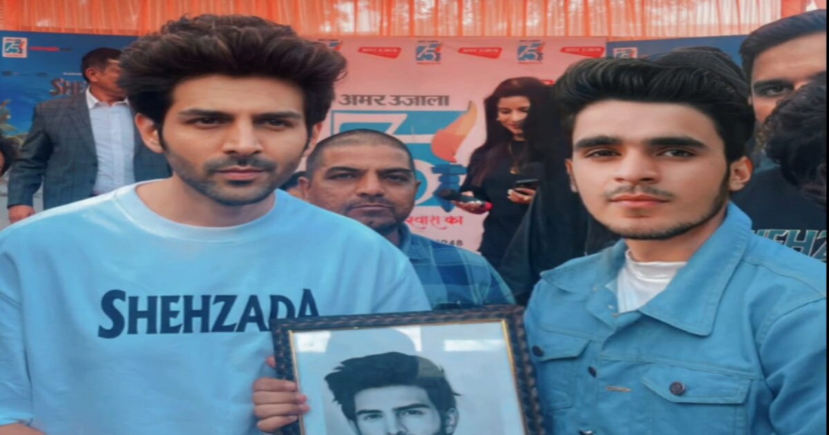 गजब का आर्टिस्‍ट! कार्तिक आर्यन समेत कई सेलिब्रिटी की पेंटिंग बना चुका ...