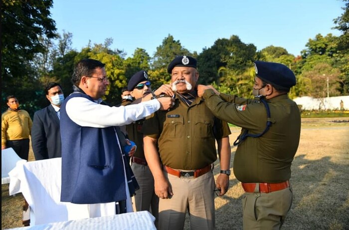 Success Story: कौन है वह IPS अफसर, जिसने 51 साल की उम्र में किया कमाल, दुनिया भर में छा गया नाम ...