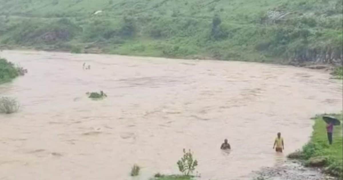 कोरबा में हसदेव नदी का जलस्तर पहुंचा खतरे के निशान के ऊपर, निचले इलाकों ...