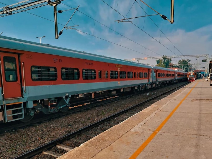 Shatabdi Rajdhani or Vande Bharat Express which is highest revenue ...