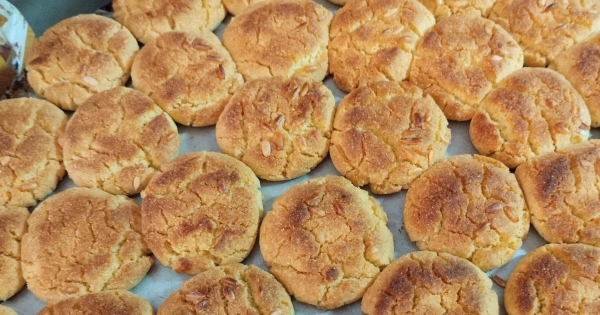 Street Food: मेरठ की इस नानखटाई के चारों चरफ हैं चर्चे, बच्चे और ...