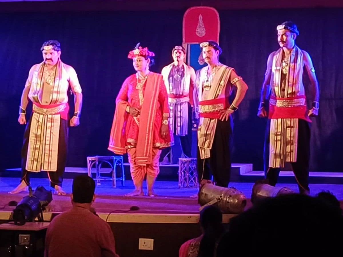 संस्कृत महाकवि भास के 'दूतवाक्यम्' में श्रीकृष्ण-दुर्योधन संवाद में भाव ...