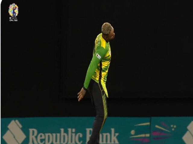 Fabian Allen Celebration : ये क्या! विकेट लेते ही गेंदबाज को लगा 440 ...