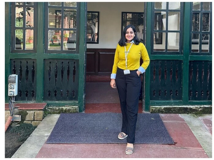 Success Story: IIT से पढ़ाई, 24 साल की उम्र में बन गईं ऑफिसर, IAS बनने ...