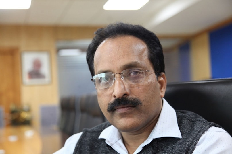 ISRO Scientists Degree: इंजीनियरिंग की कौन सी ब्रांच से पढ़े हैं ISRO ...