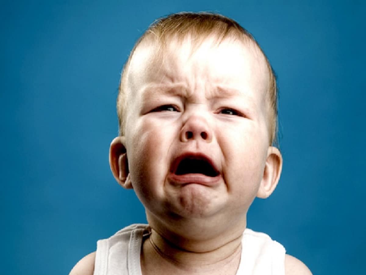 क्यों कुछ लोग दूसरों की तुलना में अधिक रोते हैं? तब हमारे आंसू क्या ...