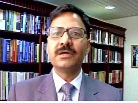 कौन है वह IPS अफसर, जिसकी भारत से लेकर कनाडा तक हो रही चर्चा ? - who is ...