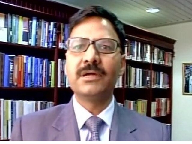 कौन है वह IPS अफसर, जिसकी भारत से लेकर कनाडा तक हो रही चर्चा ? - who is ...