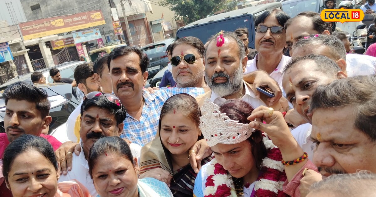 Gold medalist Anu Rani received grand welcome in Meerut