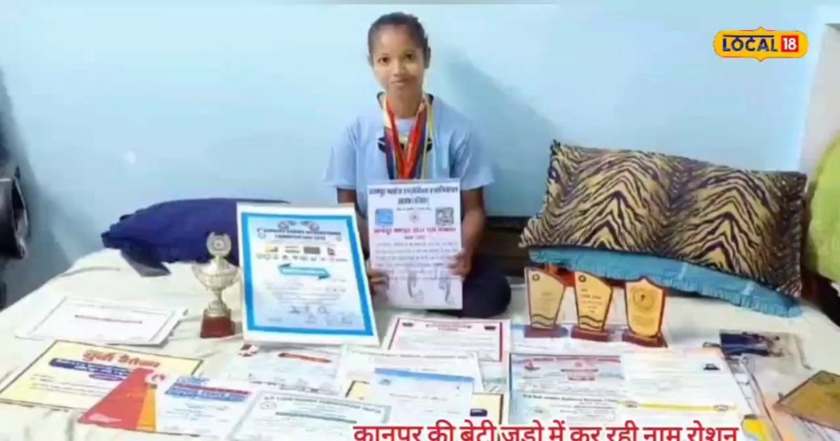 हौसले ने पहुंचाया सातवें आसमान पर...सब्जी का ठेला लगाने वाले की बेटी ने ...