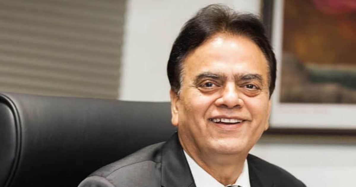 कभी पैरों में चप्पल नहीं थी, ऐसी गरीबी देखी, अब 7300 करोड़ के मालिक ...