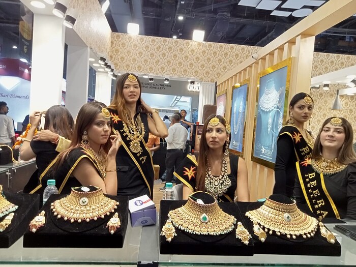 DJGF 2023: दिल्ली में सजी 'गहनों की दुनिया', देखते रह जाएंगे इंटरनेशनल ...