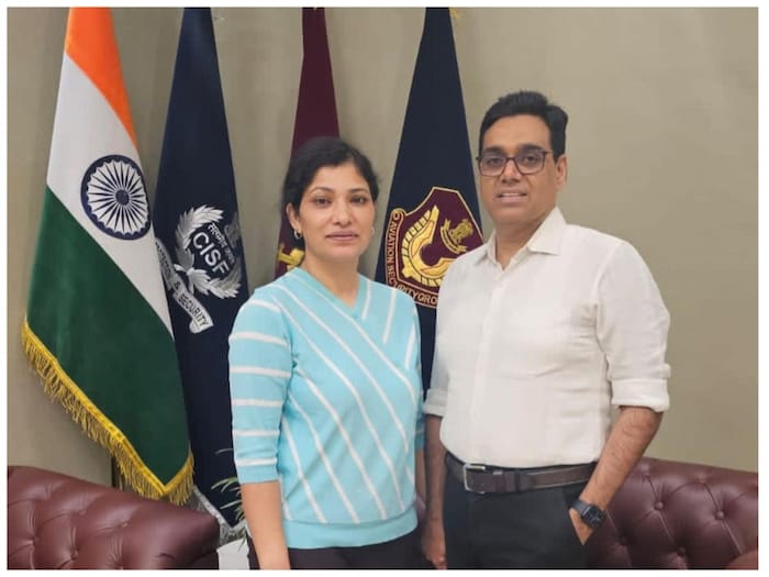 IPS Love Story: 12वीं में हो गए फेल, टेंपो चलाया, टॉपर को किया प्रपोज, बन गए IPS - Dr manoj ...