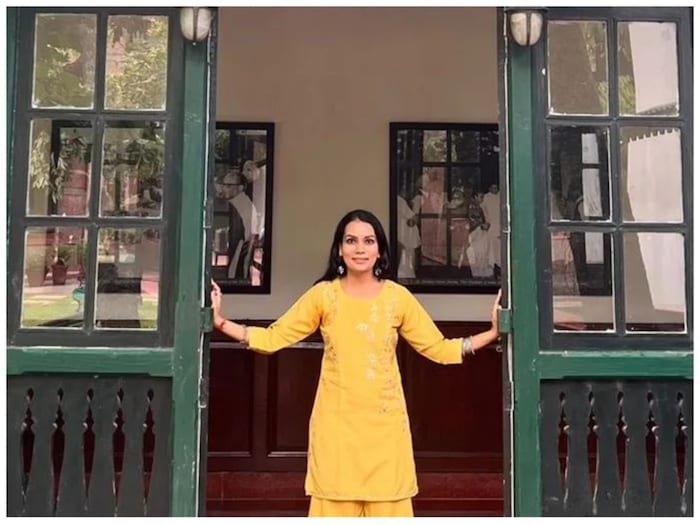 Success Story: लाखों के पैकेज वाली नौकरी छोड़ बन गईं IAS, CAT परीक्षा ...