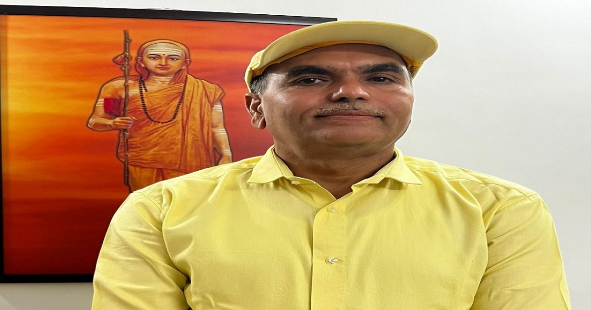 MP Election: आईएएस की नौकरी छोड़ चुनाव लड़ने को तैयार हैं ये अफसर, कहा ...