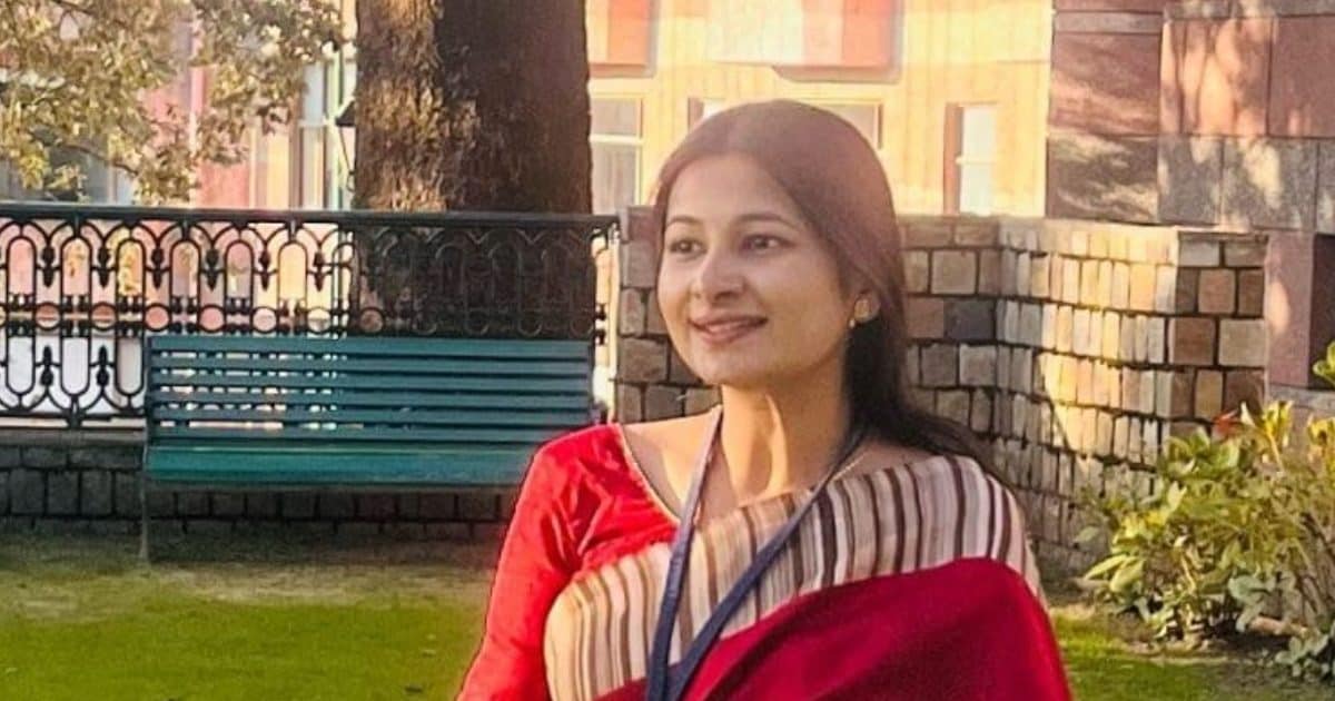 वेटनरी ऑफिसर से बनीं IAS, घर पर रहकर की पढ़ाई, यूट्यूब को बनाया गुरु ...