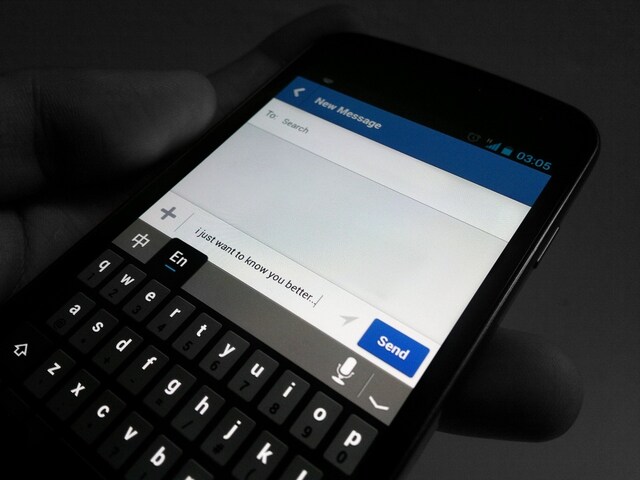 फोन में सबसे पहले किसने और किसको सेंड किया था मैसेज? इसके पीछे था किस ...