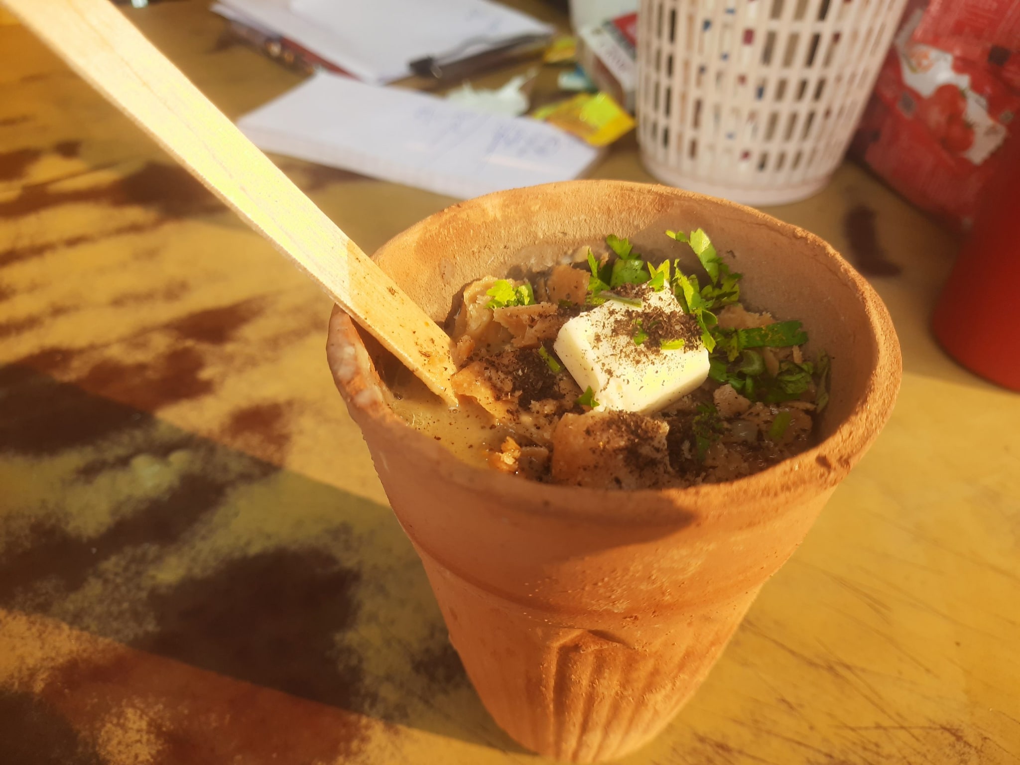 moradabadi-moong-dal-created-stir-delhi-taste-people-fall-love-note ...